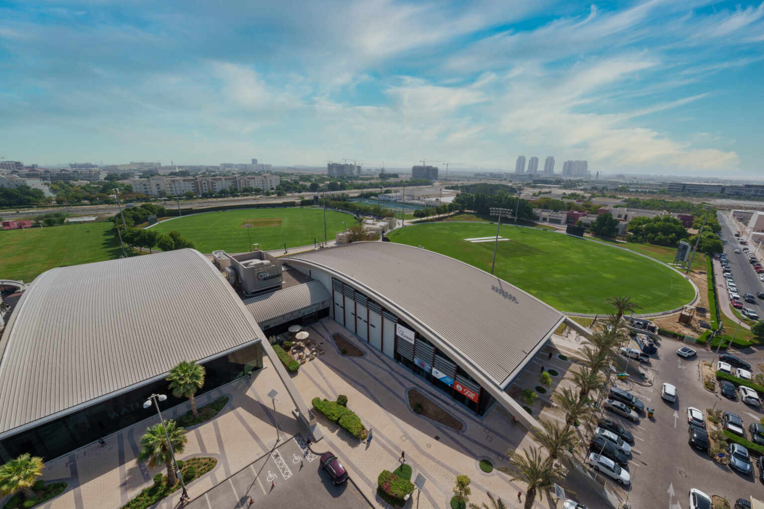 Sport hotel in focus: Emirates Sports Hotel and Apartments, Dubai ...